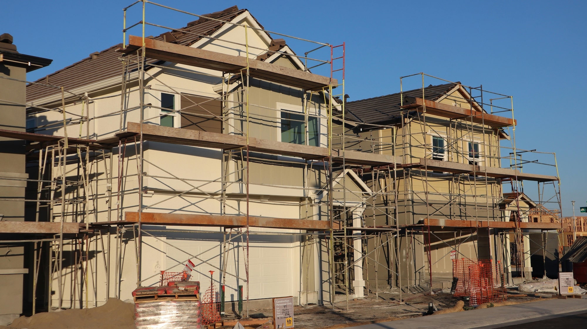 Builders Risk vs. Homeowners Insurance: Do You Need Both? (2026)